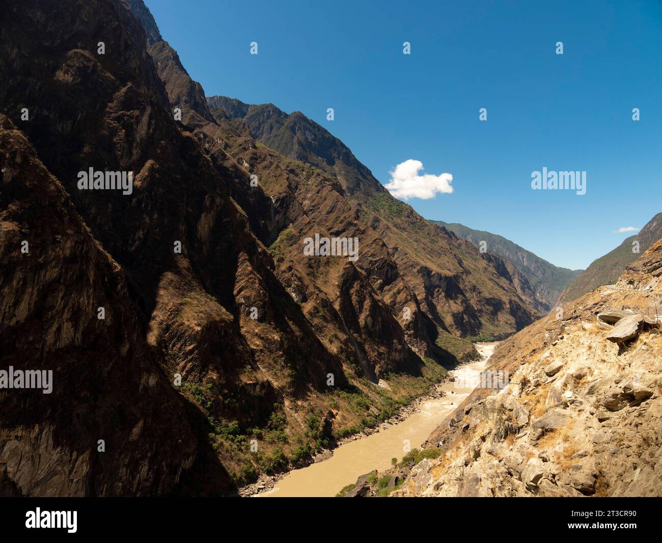 Tiger Leaping Gorge, Mountains Deep Gorge with River, Yunnan, China ...