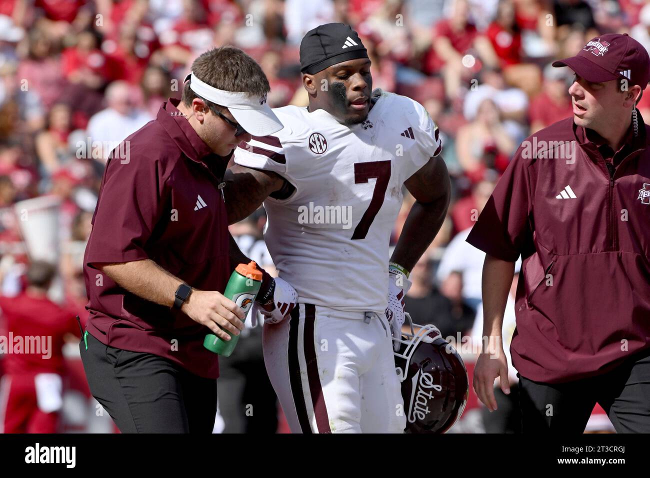 Mississippi State running back Jo'Quavious Marks (7) is helped off the ...