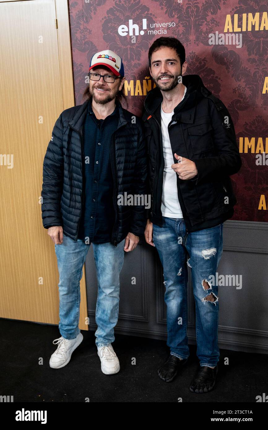 Santiago Segura and David Guapo pose at the photocall during the premiere of the film 'Alimañas ...