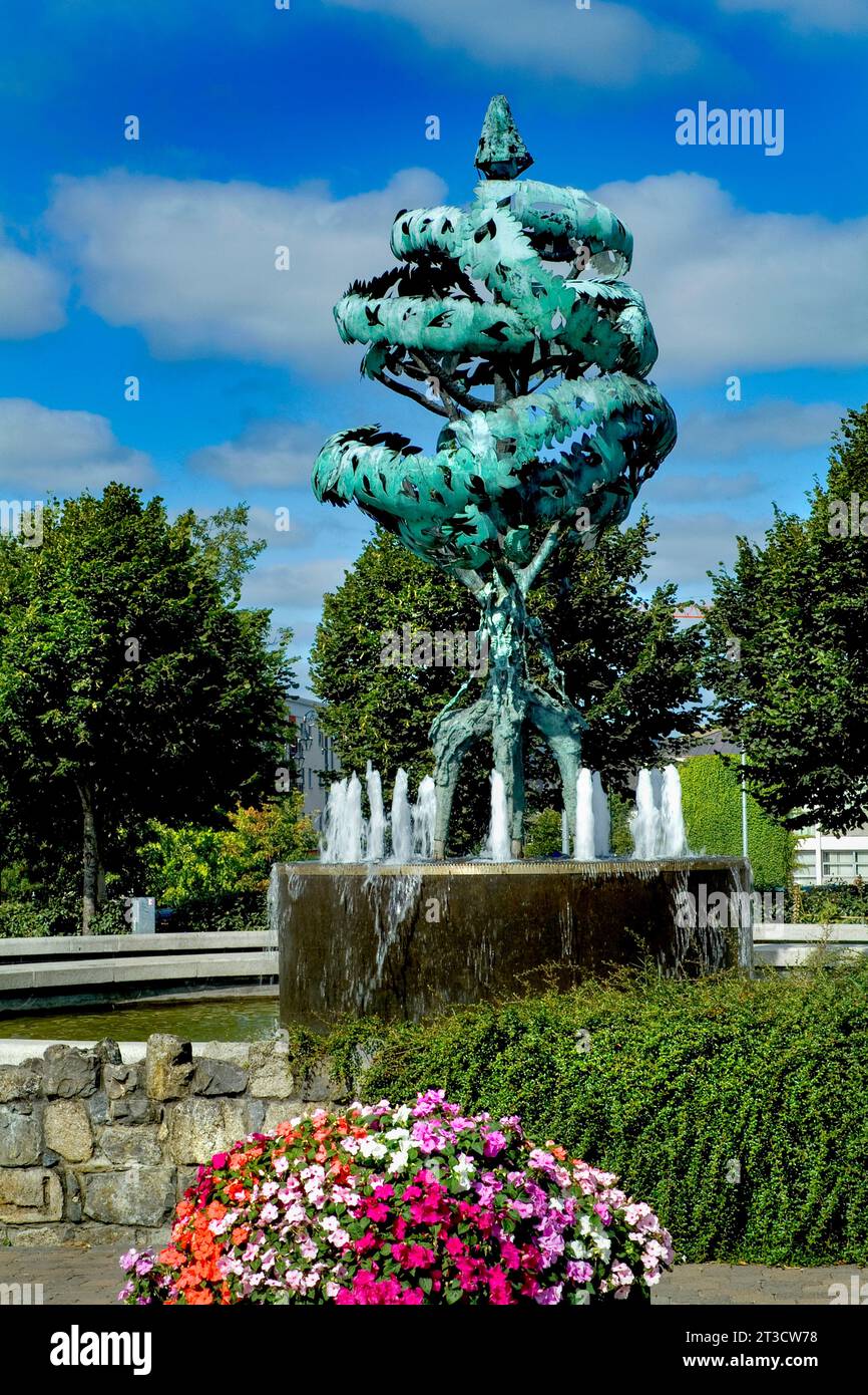 The Liberty Tree fountain Hanover Street, Carlow, County Carlow ...