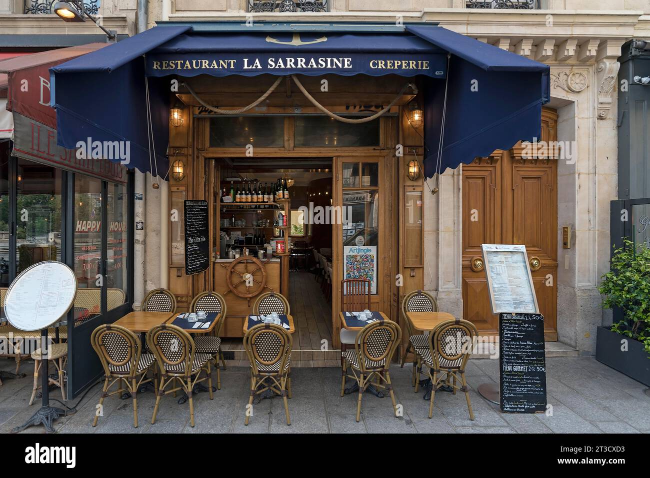 Restaurant, Creperie La Sarrasine, 12 Rue Jean du Bellay, Paris, France ...