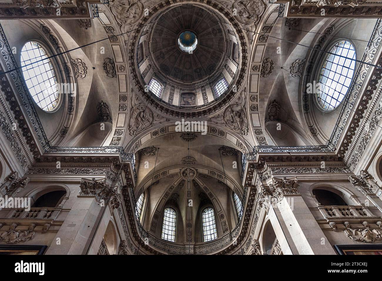 Dome and vault of the Saint Paul Saint Louis Church, built 1627 to 1641 ...