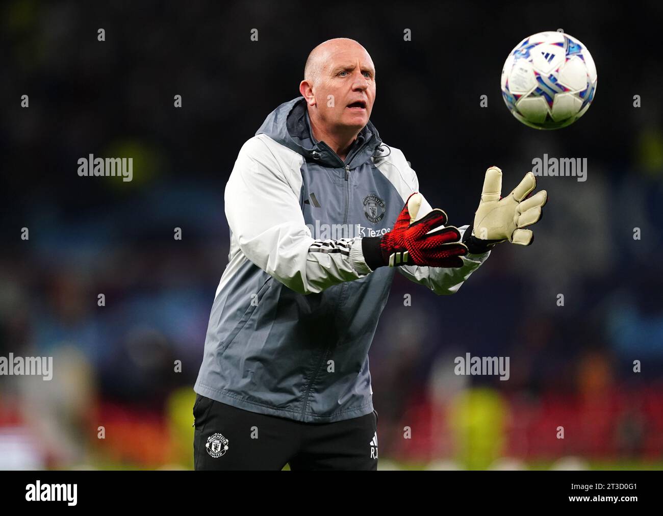 Manchester United goalkeeping coach Richard Hartis prior to the UEFA ...
