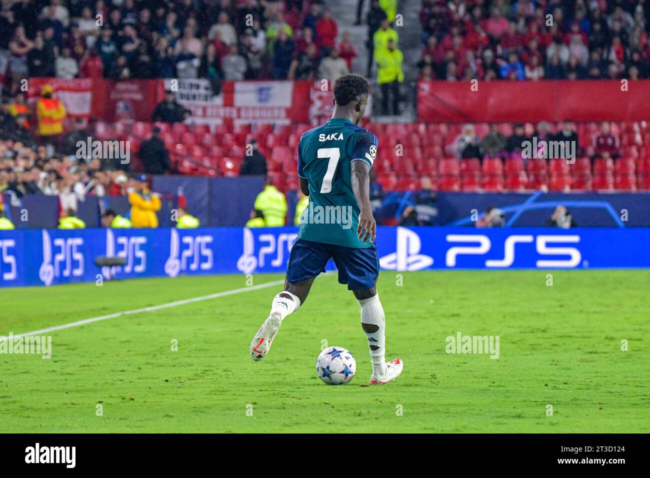 Bukayo saka arsenal 2023 october hi-res stock photography and images ...