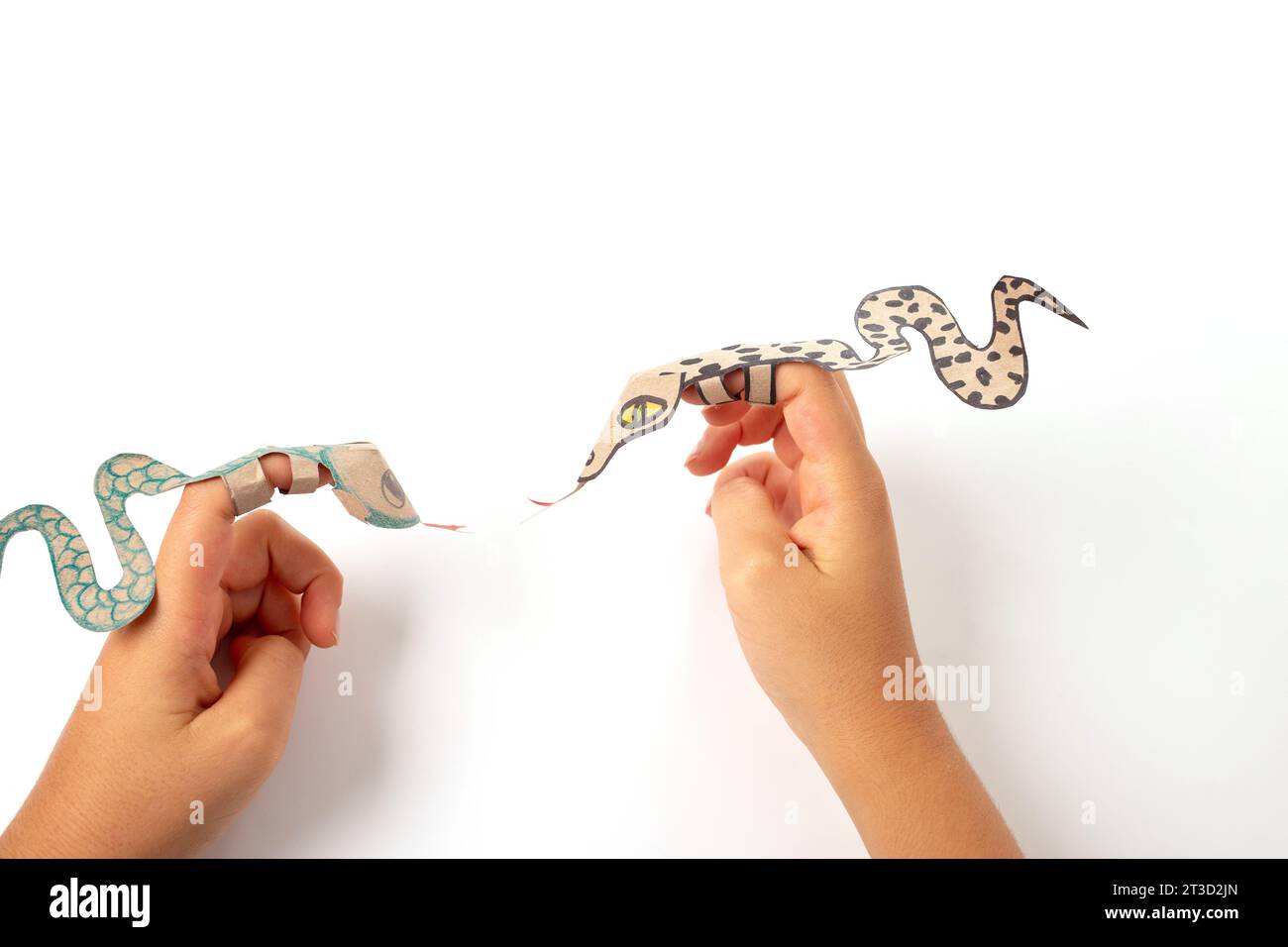 a snake or dragon made out of recycled paper, DIY, tutorial ...