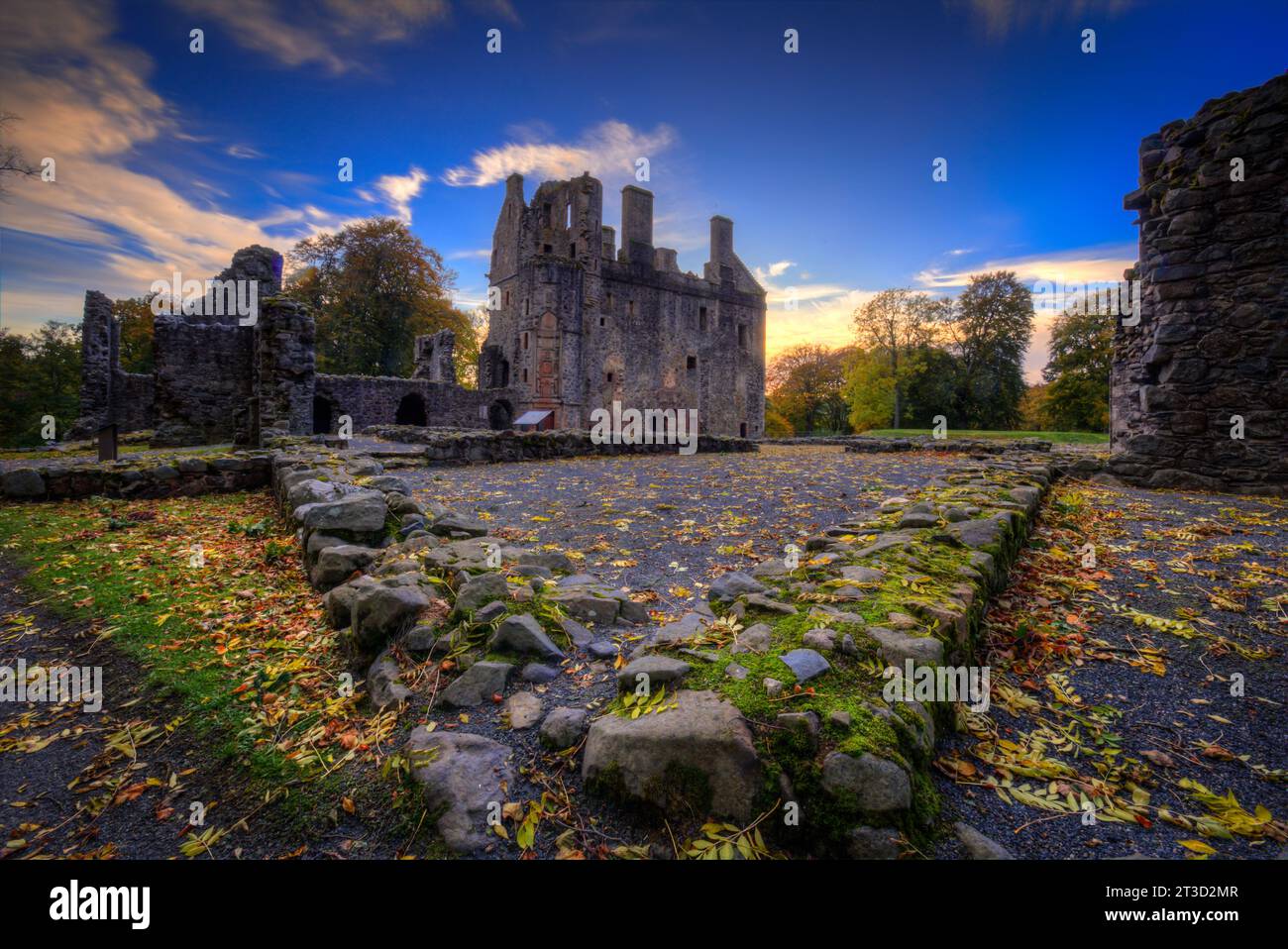 Huntly castle hi-res stock photography and images - Alamy