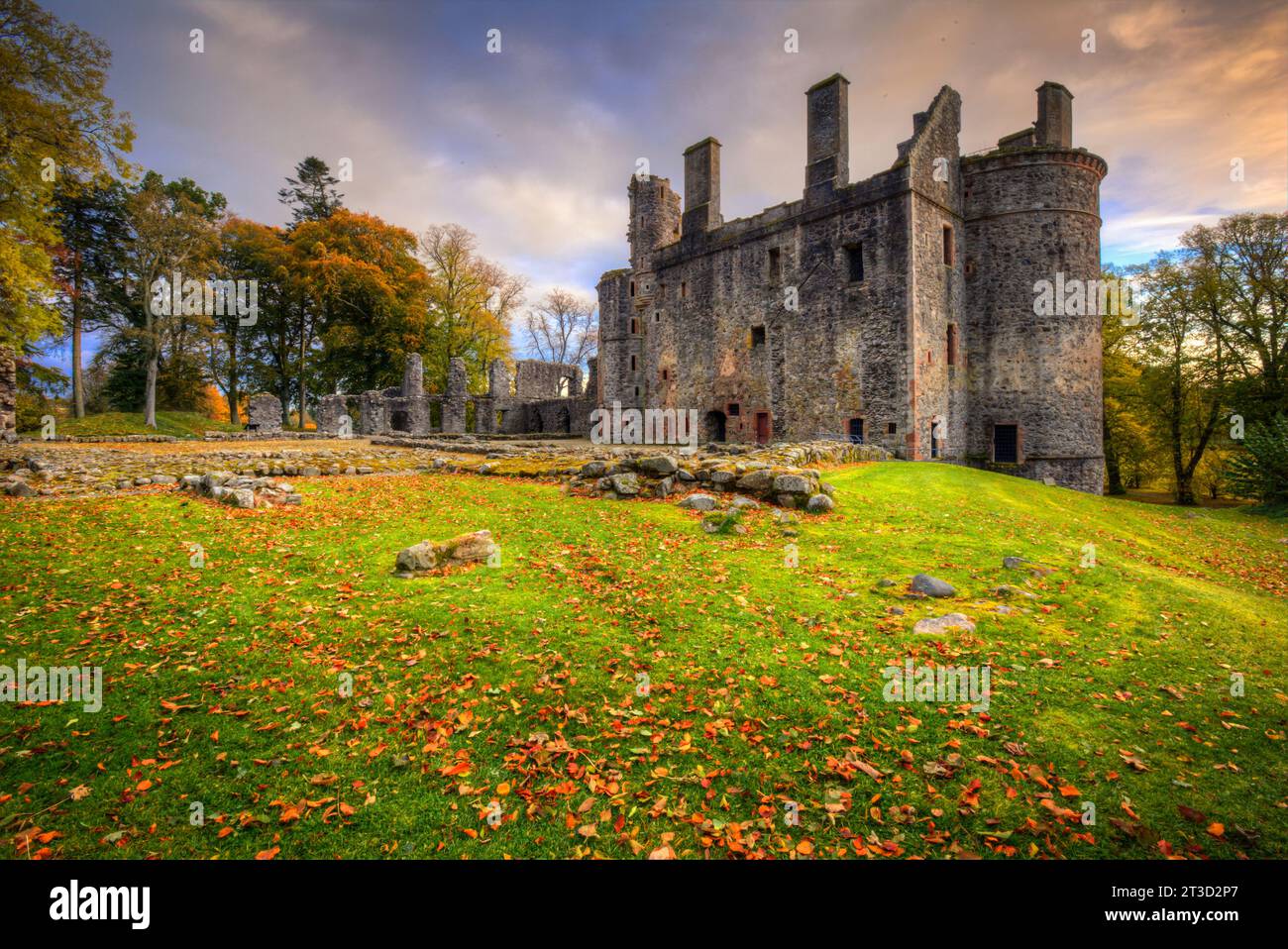 Ruin of the huntly castle hi-res stock photography and images - Alamy