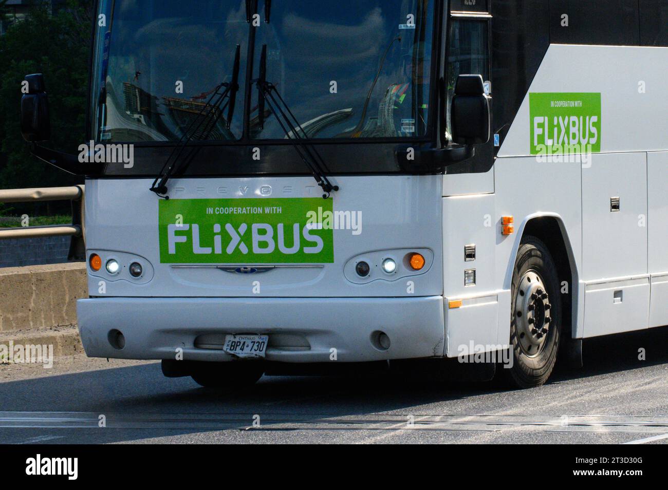 Flixbus logo hi-res stock photography and images - Alamy