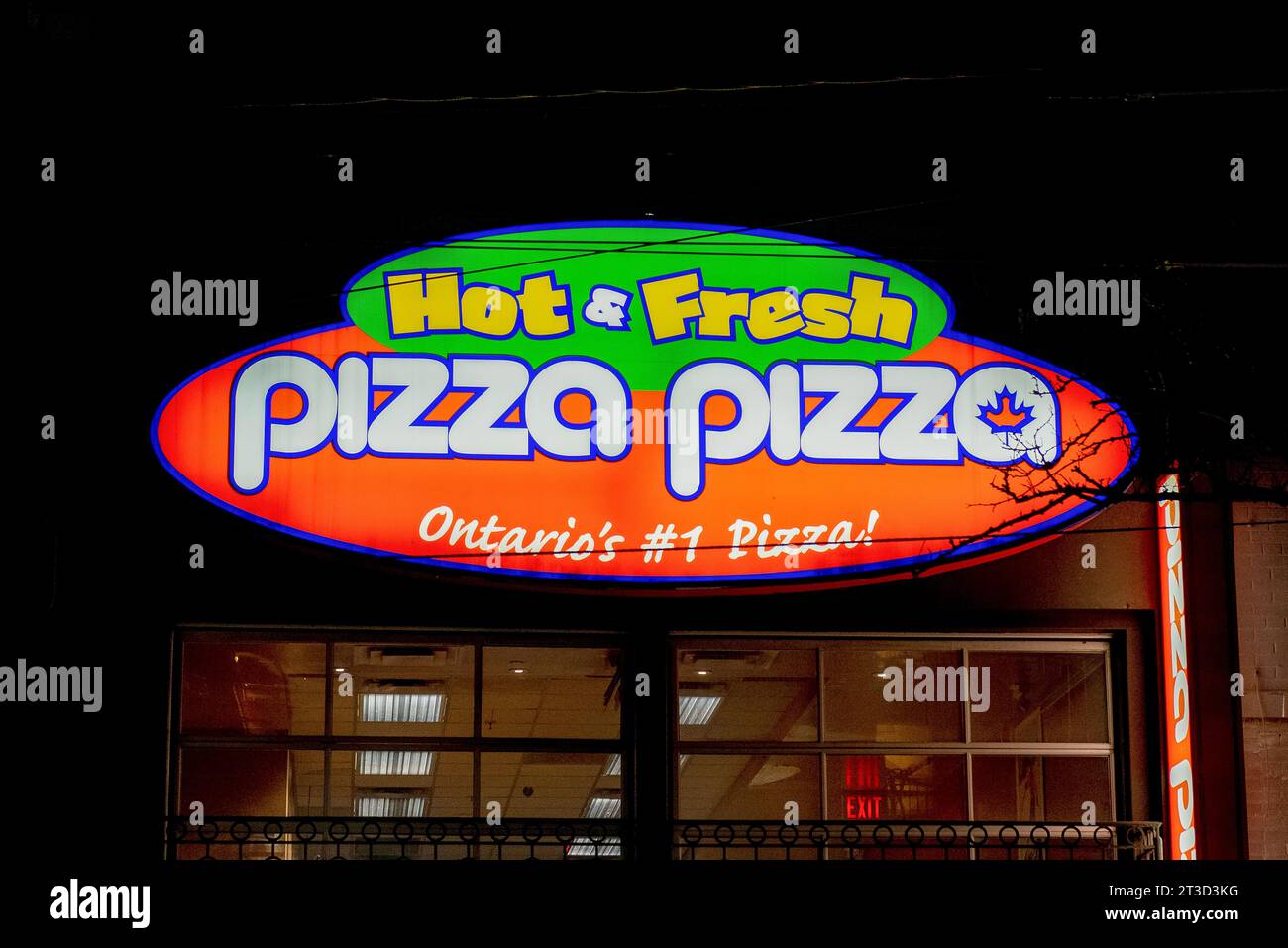Canadian pizza logo hi-res stock photography and images - Alamy