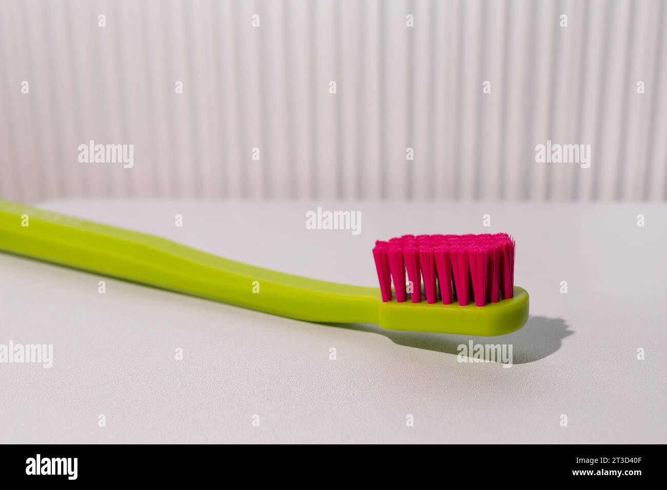 Dentist cleaning big tooth hi-res stock photography and images - Alamy