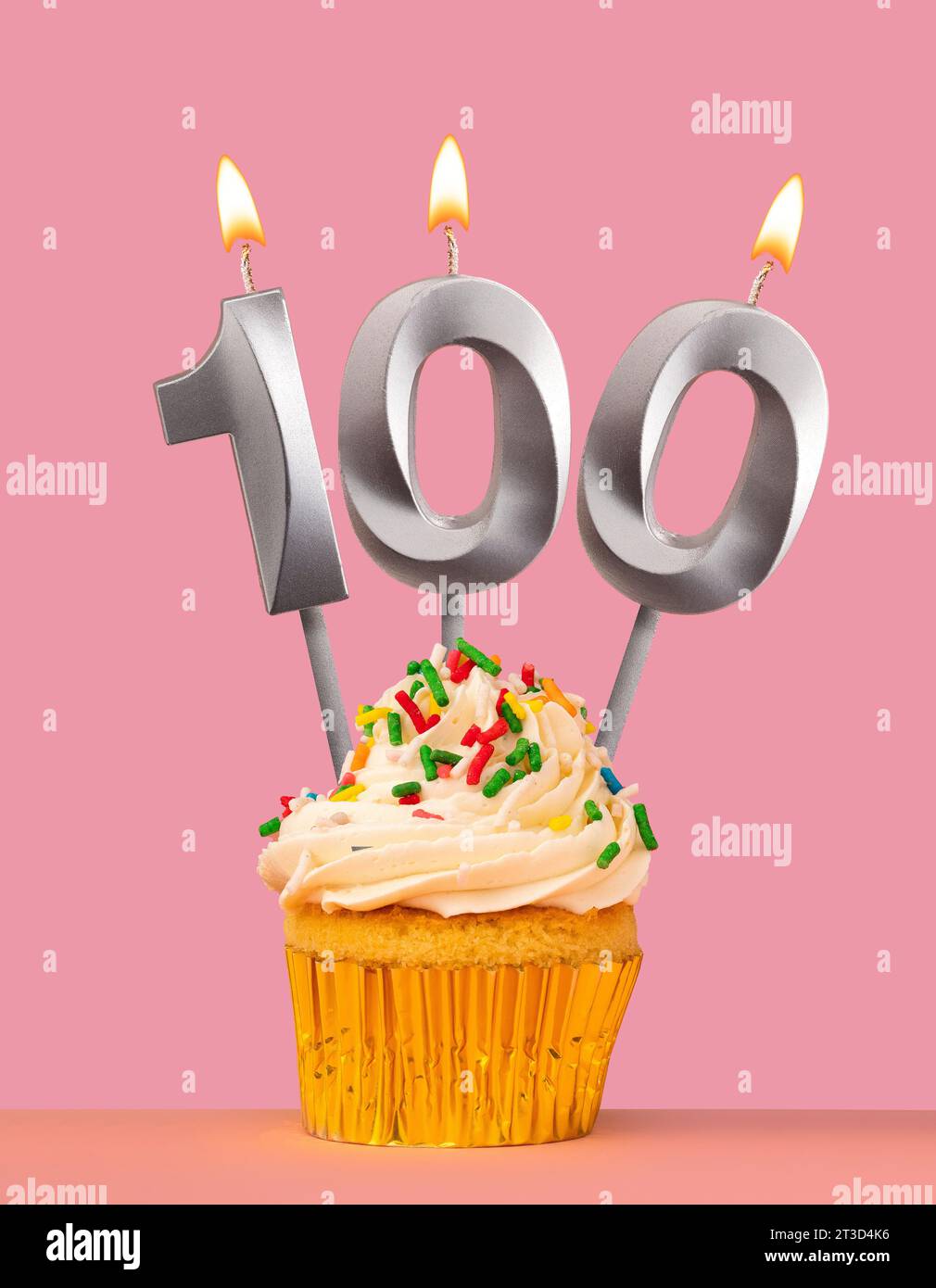Number 100 candle with cupcake - Birthday card Stock Photo - Alamy