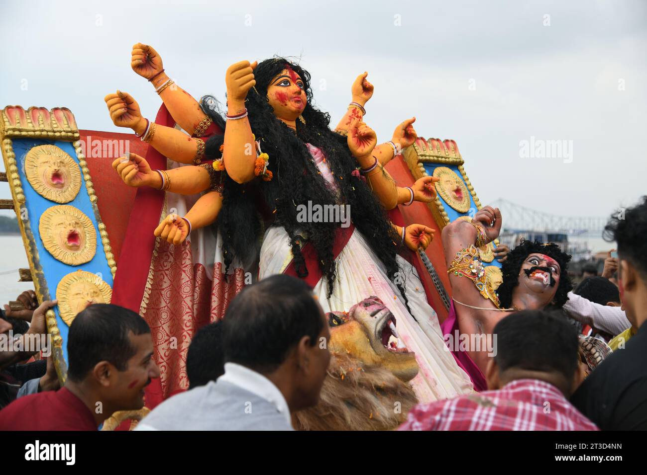 India, India. 24th Oct, 2023. Durga idol immersion ceremony or Visarjan ...