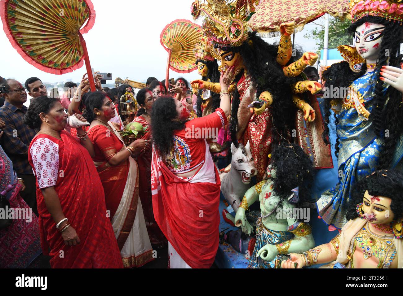 India, West Bengal, India. 24th Oct, 2023. Durga idol immersion ...