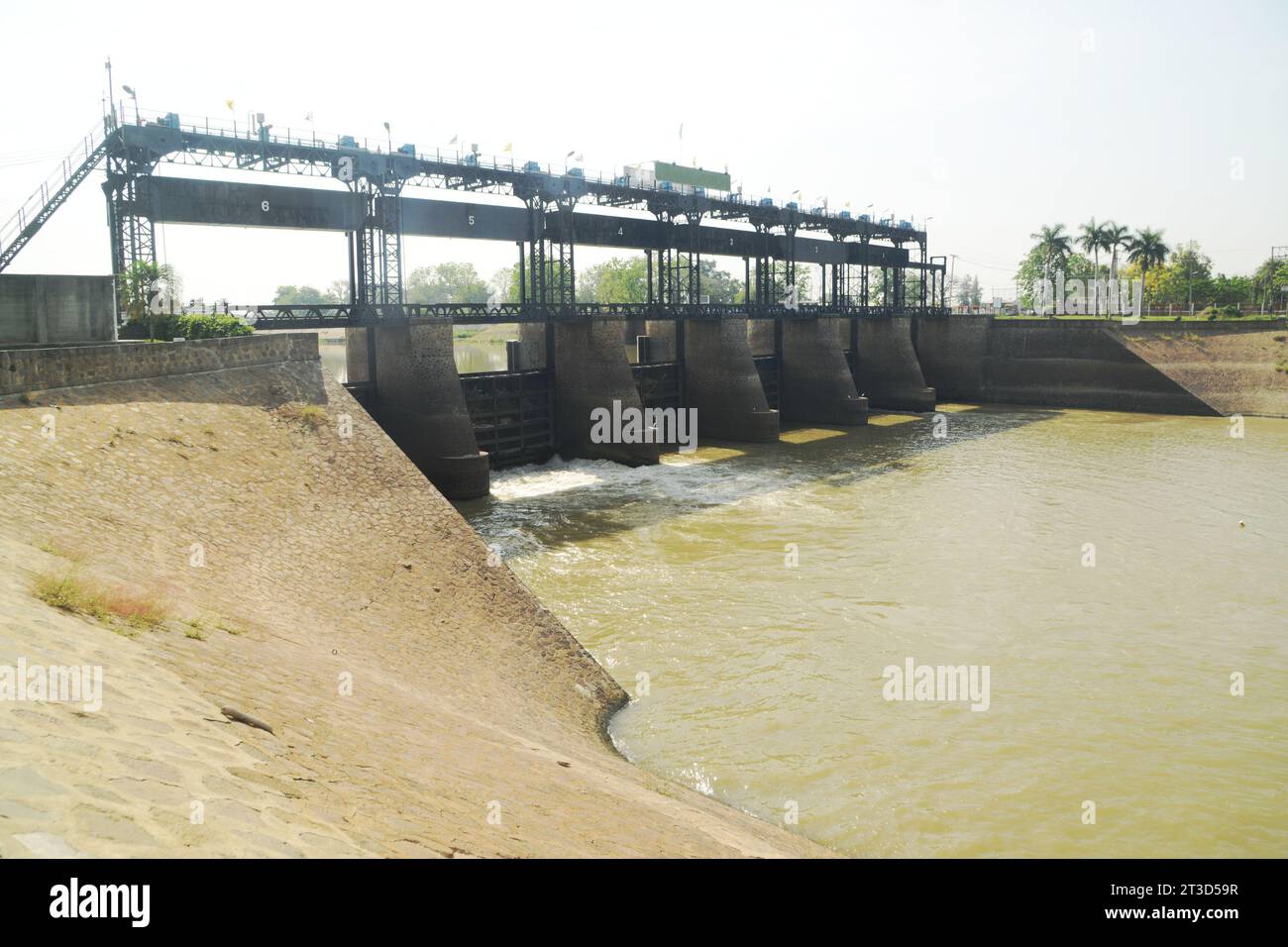 Rama VI Dam It is considered the first irrigation dam in Thailand. It ...