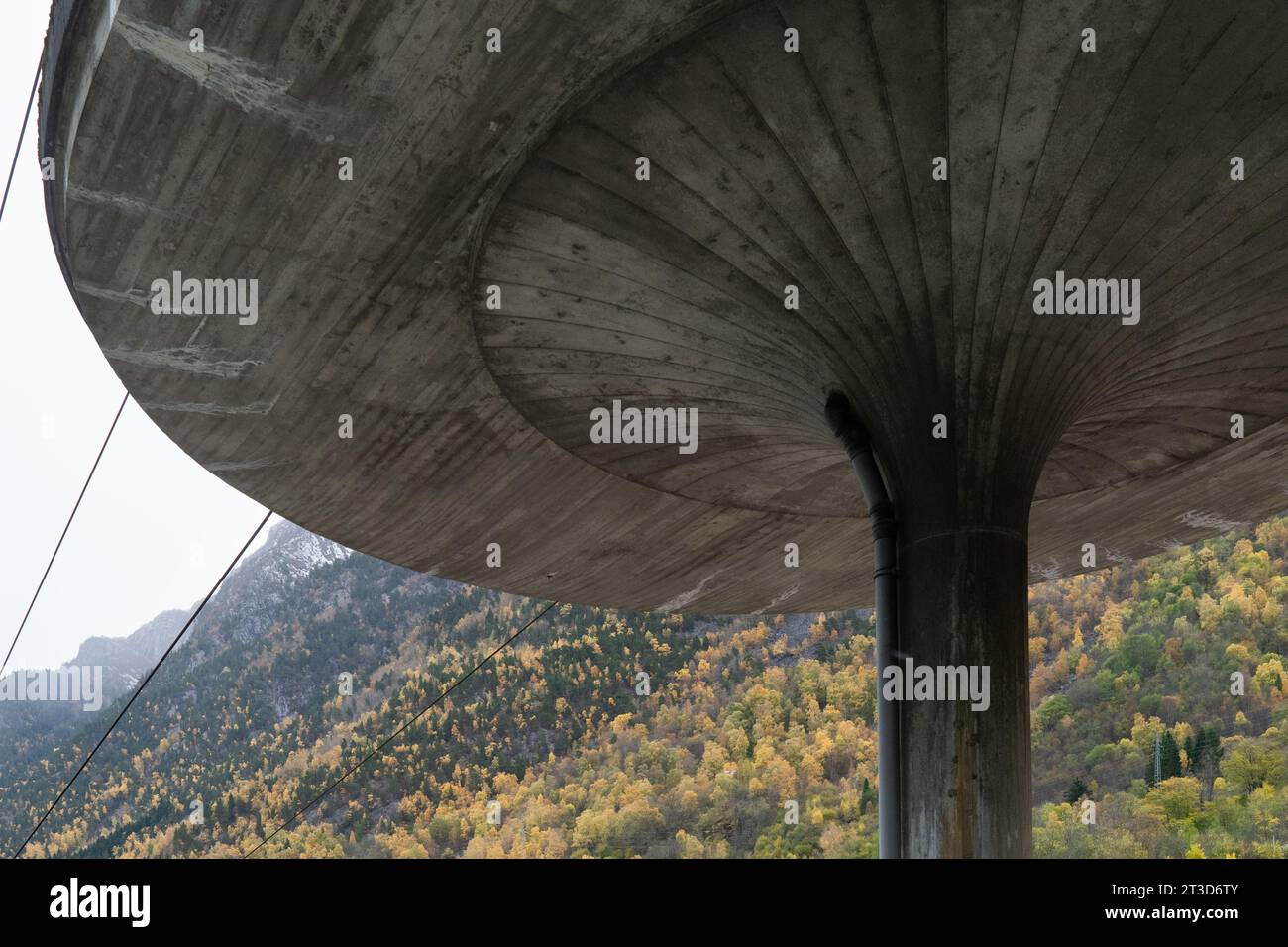 The lodge maribaya bike park hi-res stock photography and images - Alamy