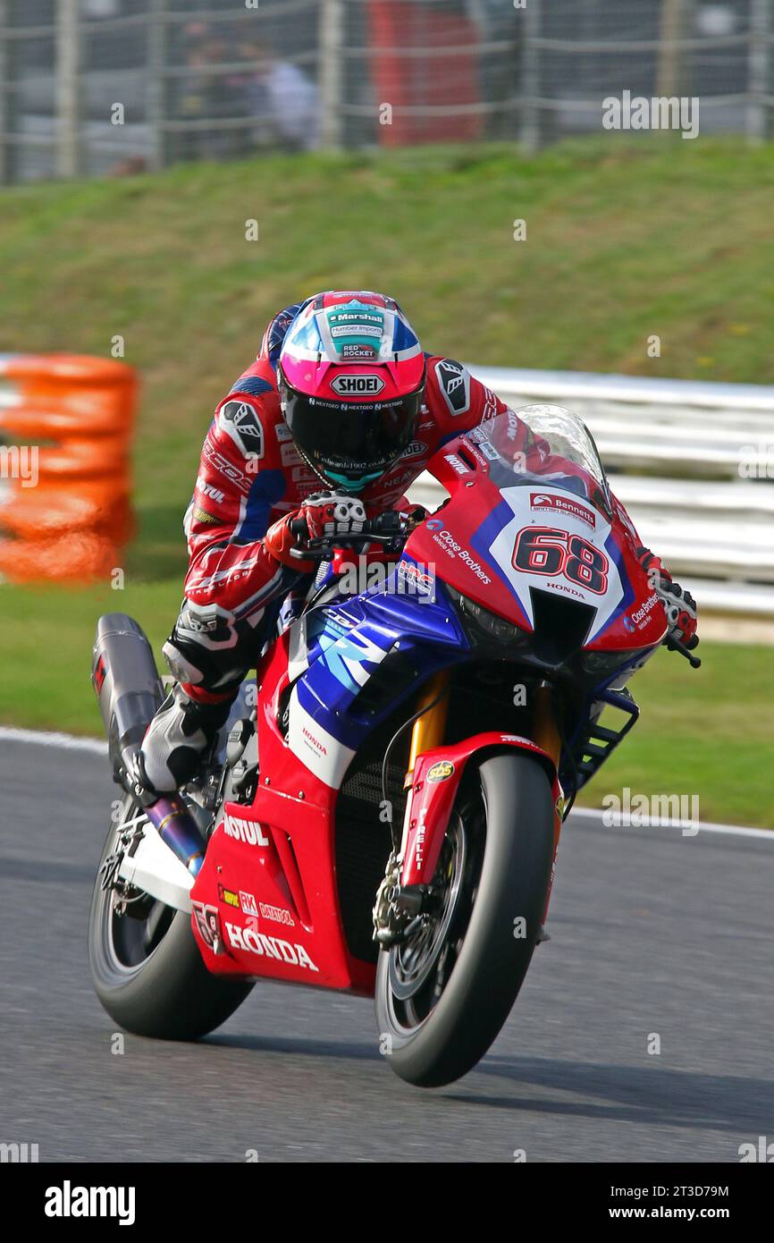 Tom Neave - Honda Racing UK - riding Honda 68 in the 2023 British ...