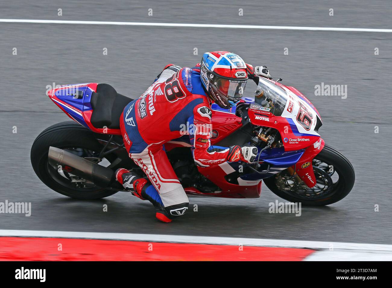 Tom Neave - Honda Racing UK - riding Honda 68 in the 2023 British ...