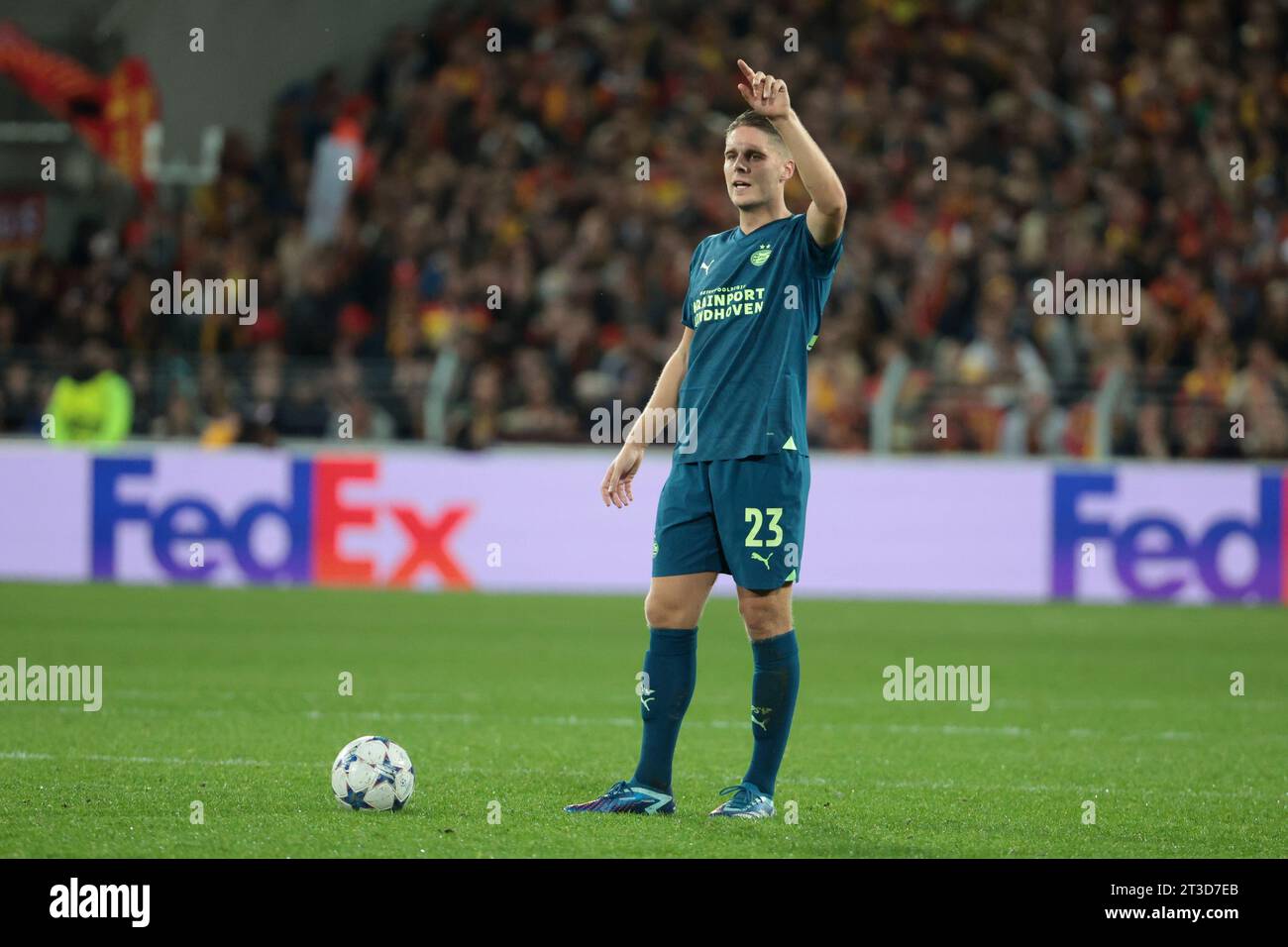 Joey veerman psv hi-res stock photography and images - Alamy