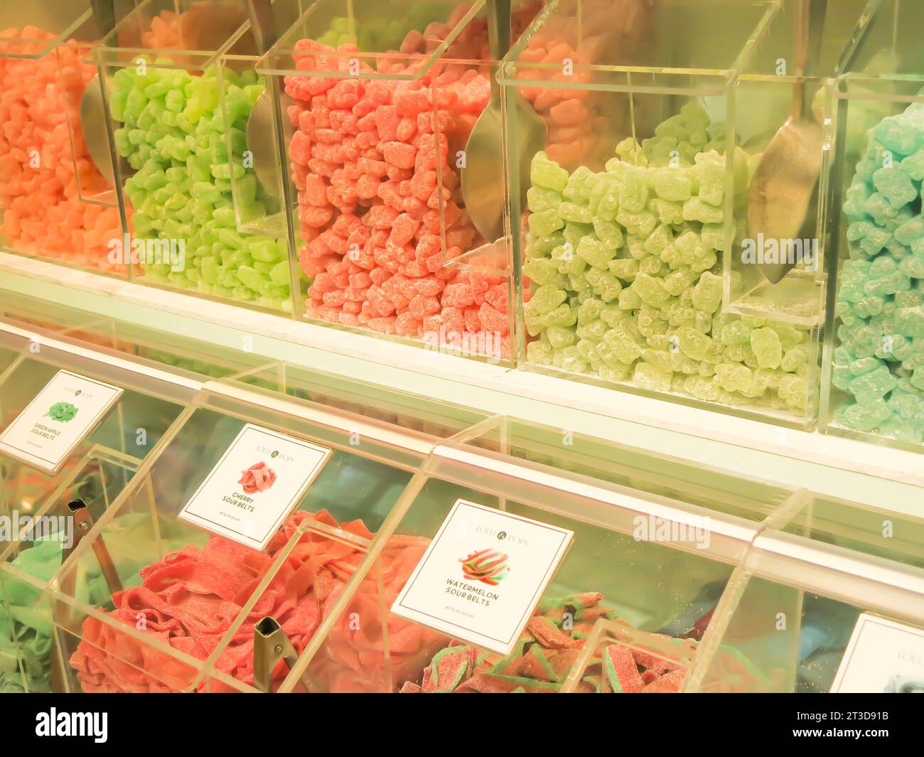 Organized bins hi-res stock photography and images - Alamy