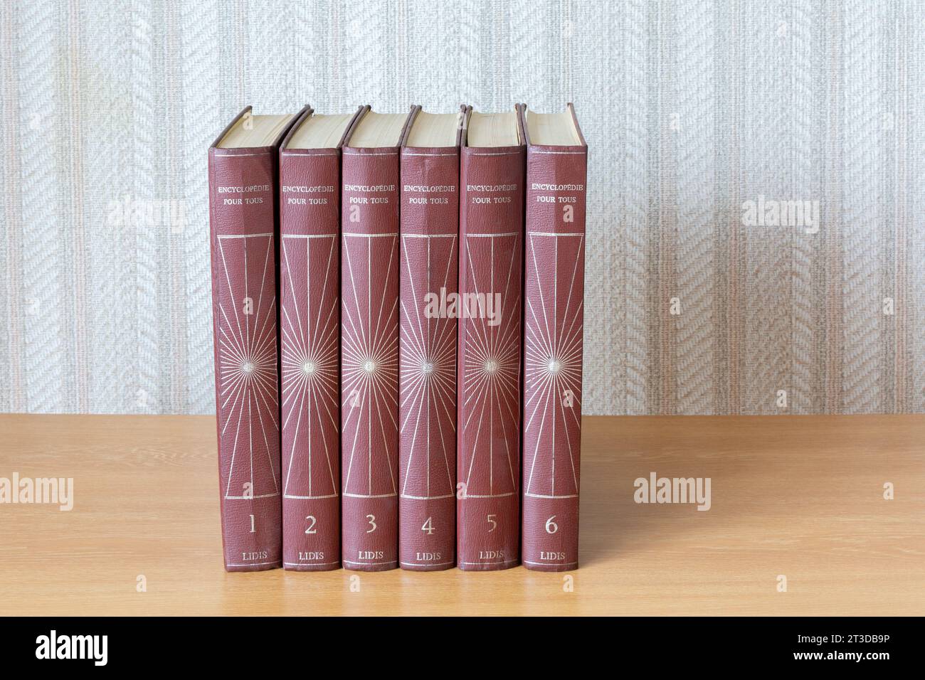 Old encyclopedias from the 70s Stock Photo - Alamy