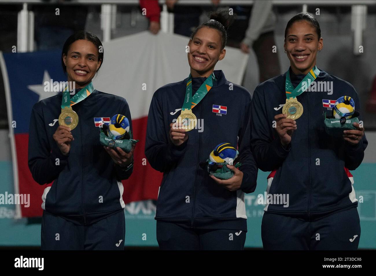 Dominican Republic's Mayerlin Mejia, left, Madelyn Rodriguez, center ...