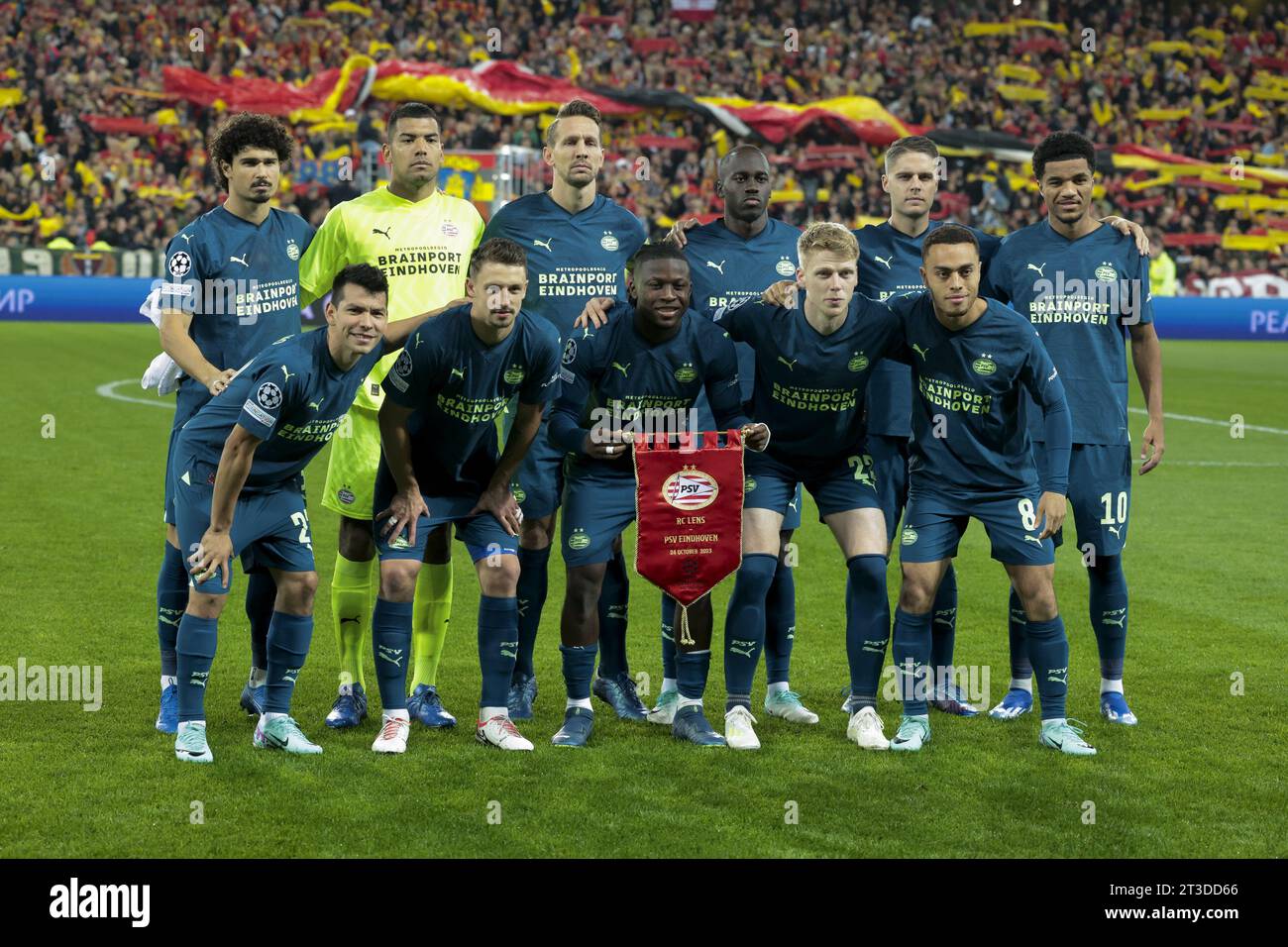 Team RC Lens poses before the UEFA Champions League, Group B football match between RC Lens (RCL ...
