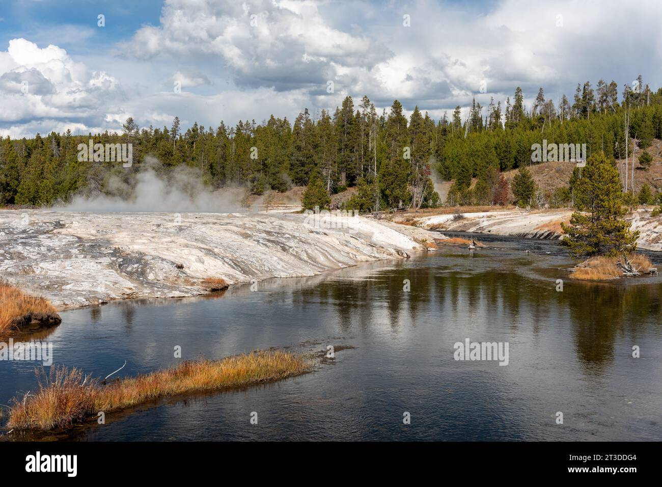 Geyser basin landmarks hi-res stock photography and images - Alamy