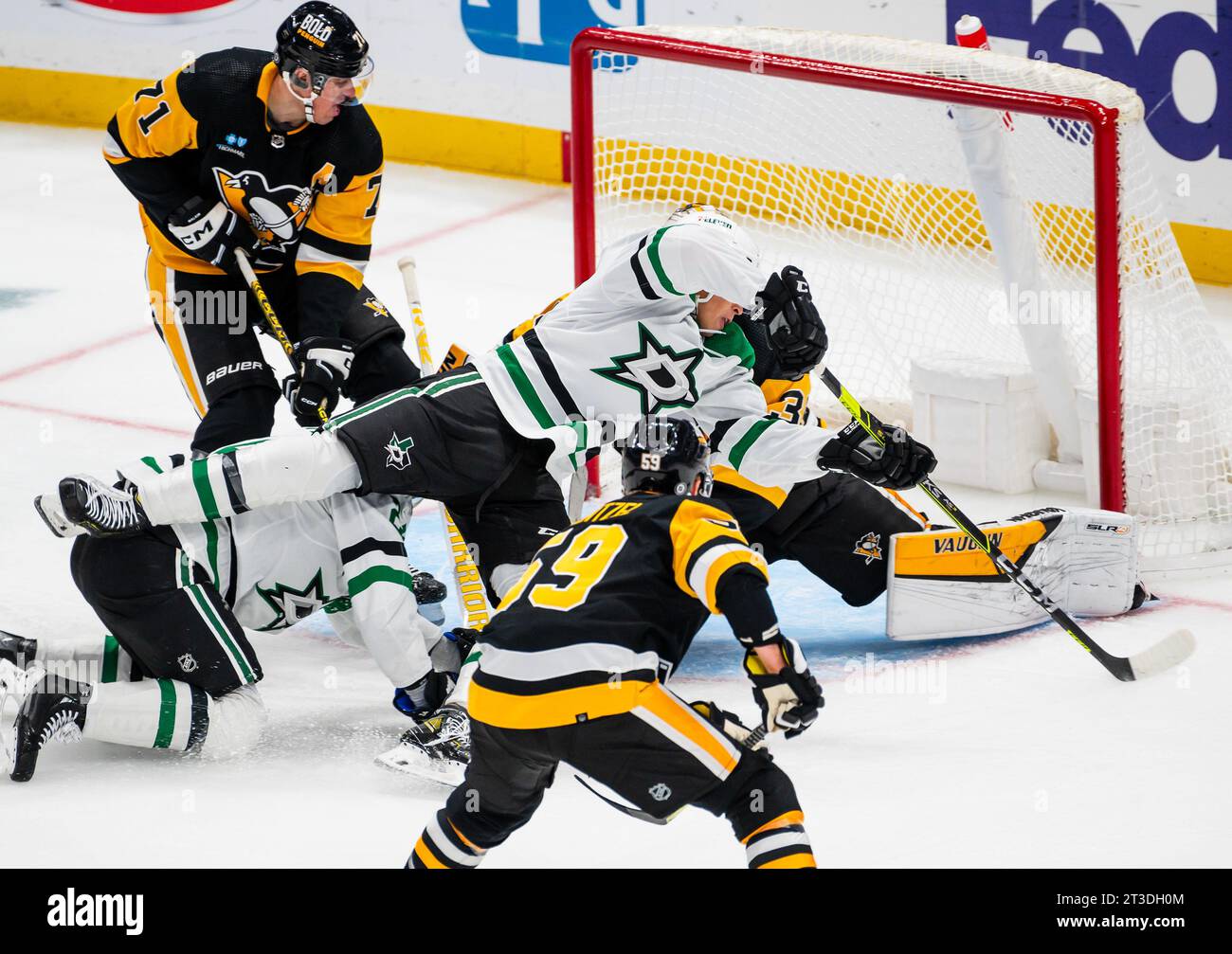 Pittsburgh, United States. 24th Oct, 2023. Dallas Stars left wing Jason ...
