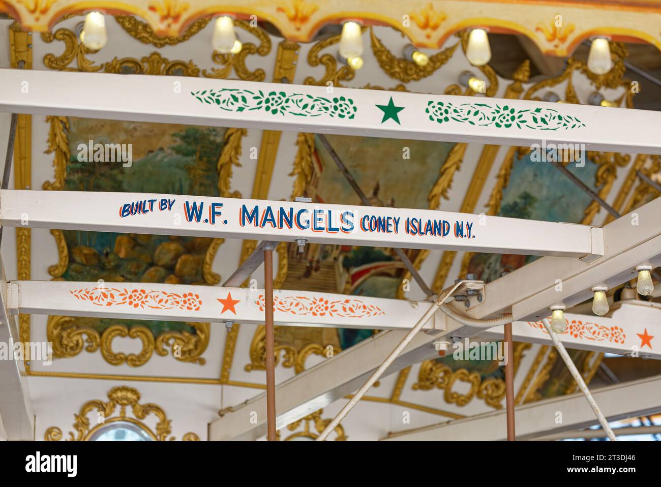 Kings island amusement park hi-res stock photography and images - Alamy