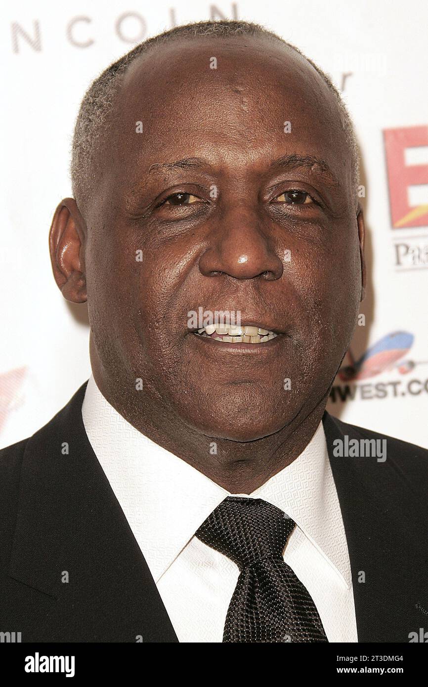 Richard roundtree during hi-res stock photography and images - Alamy