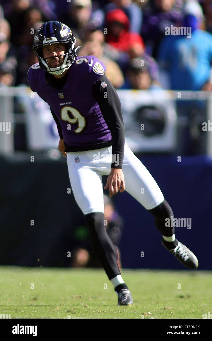Baltimore Ravens place kicker Justin Tucker (9) kicks during an NFL ...