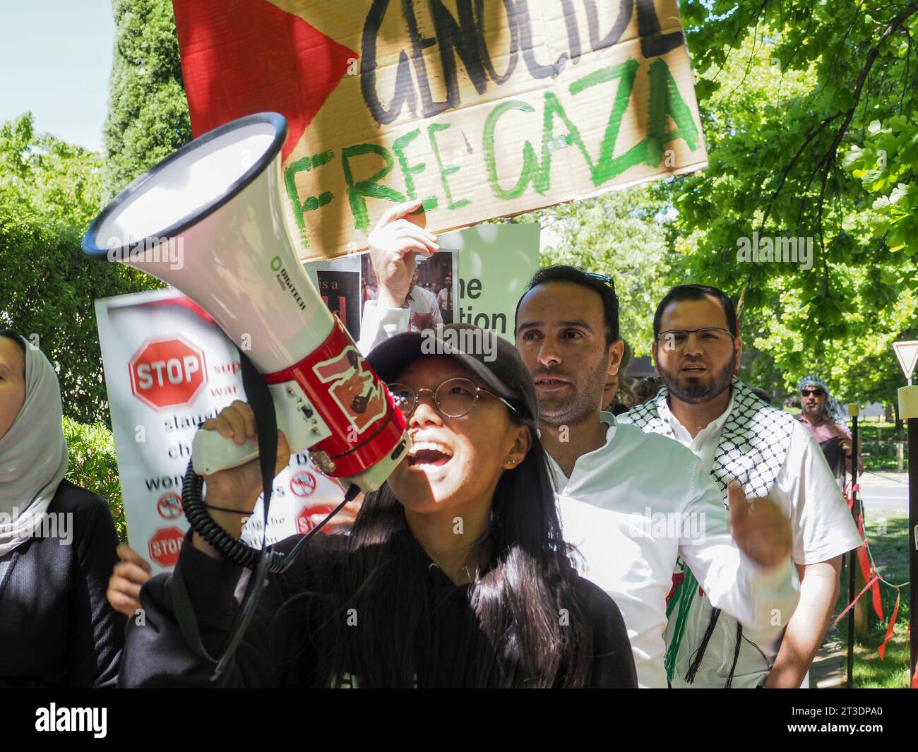 Australia, 25 October 2023, Around 100 people gathered to protest the ...