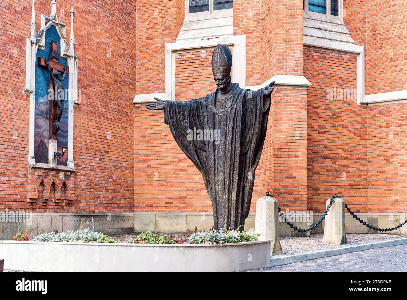 The central attraction of the city is the Cathedral. The entrance is ...