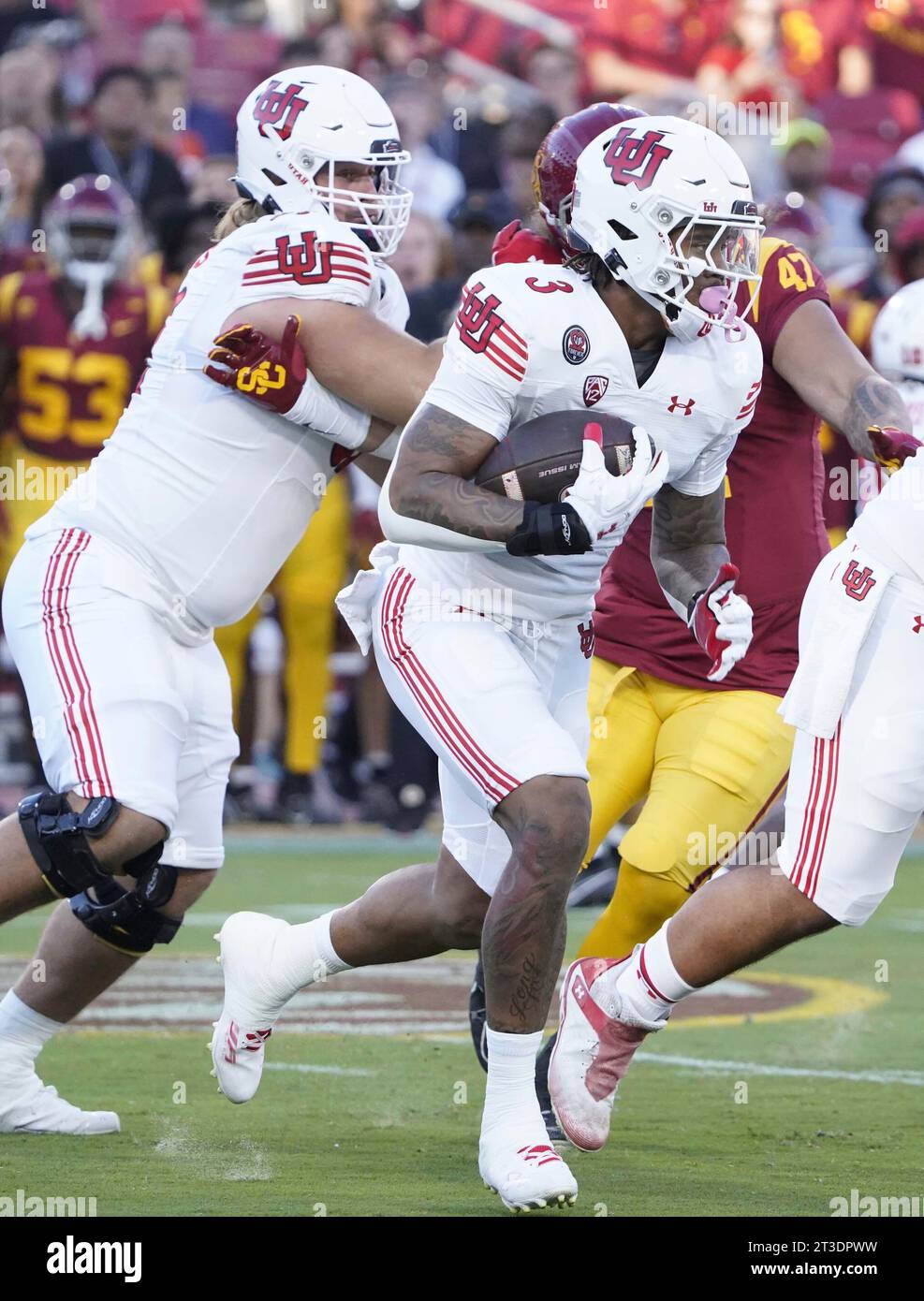 Utah Utes running back Ja'Quinden Jackson (3) makes a play with the ...
