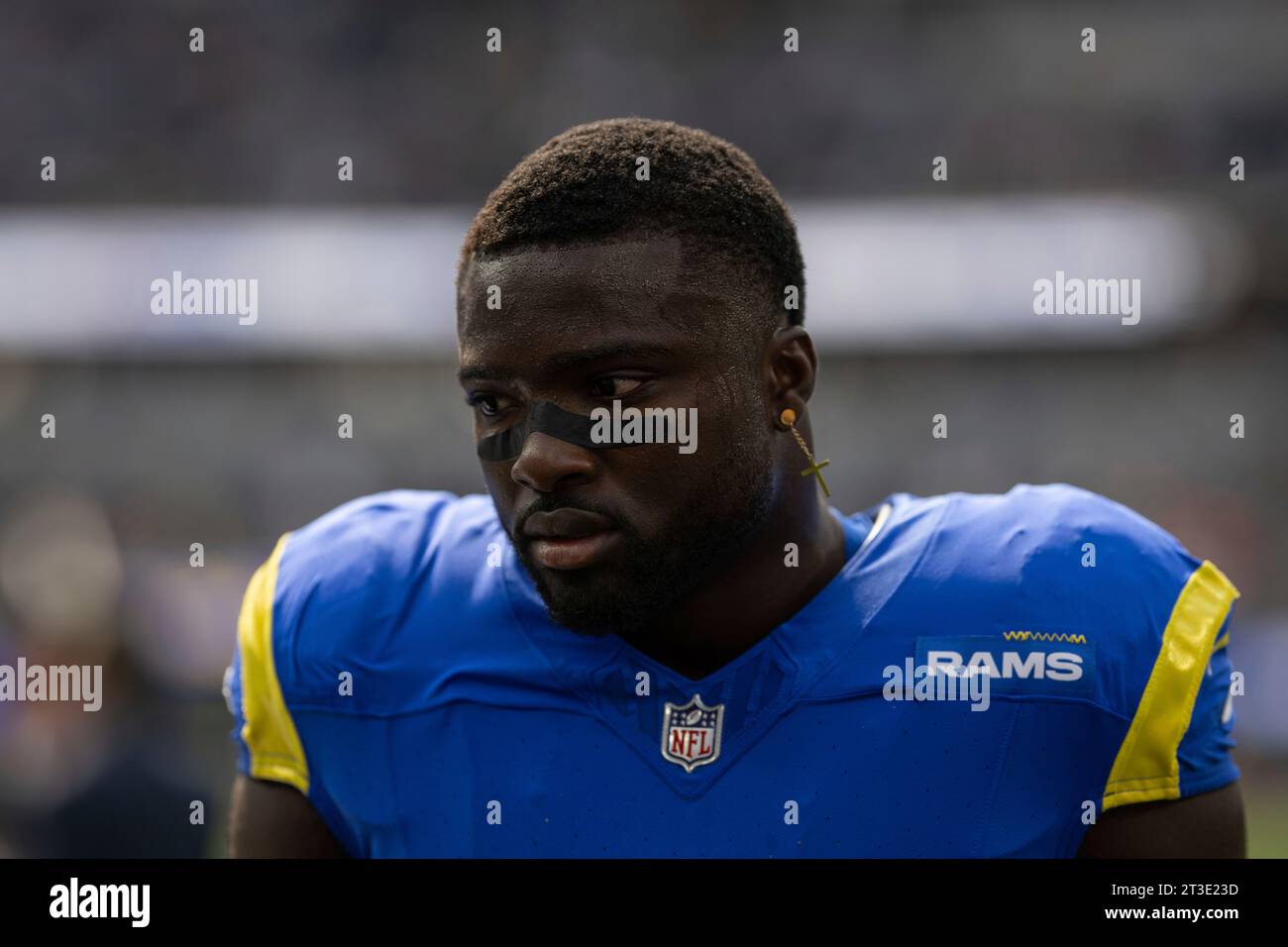 Los Angeles Rams linebacker Byron Young (0) walks back to the locker ...