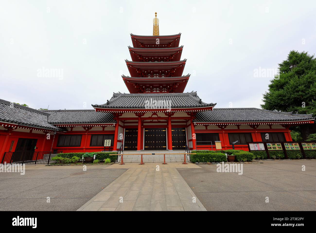 Sensoji, Asakusa Kannon Temple, one of most popular temples in Tokyo ...