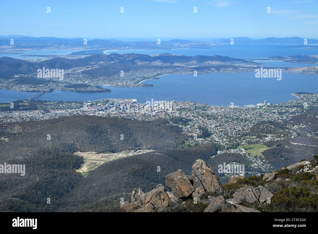 View over the city of Hobart, from the summit of Mt Wellington in ...