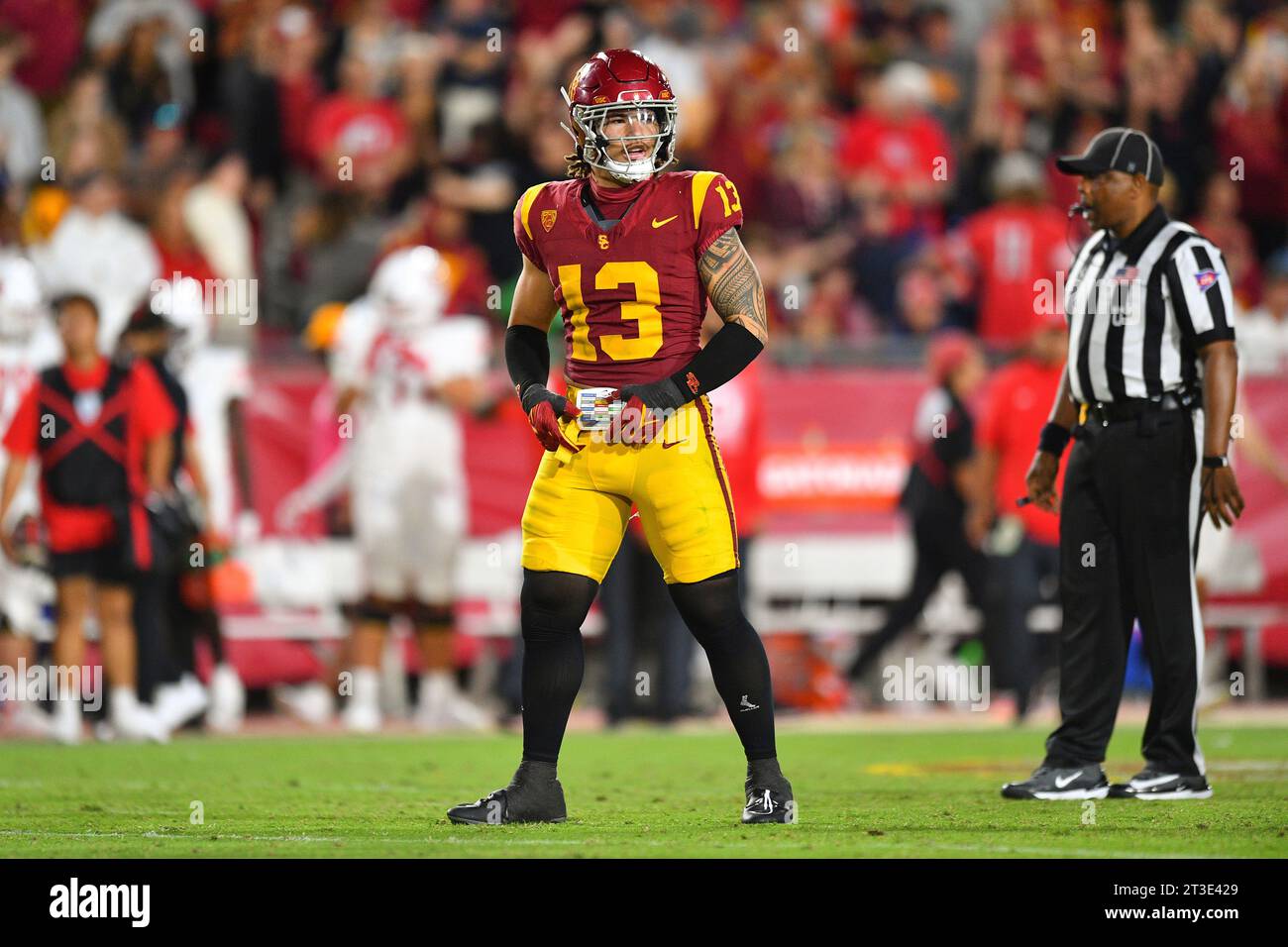 LOS ANGELES, CA - OCTOBER 21: USC Trojans linebacker Mason Cobb (13) looks on during a game ...