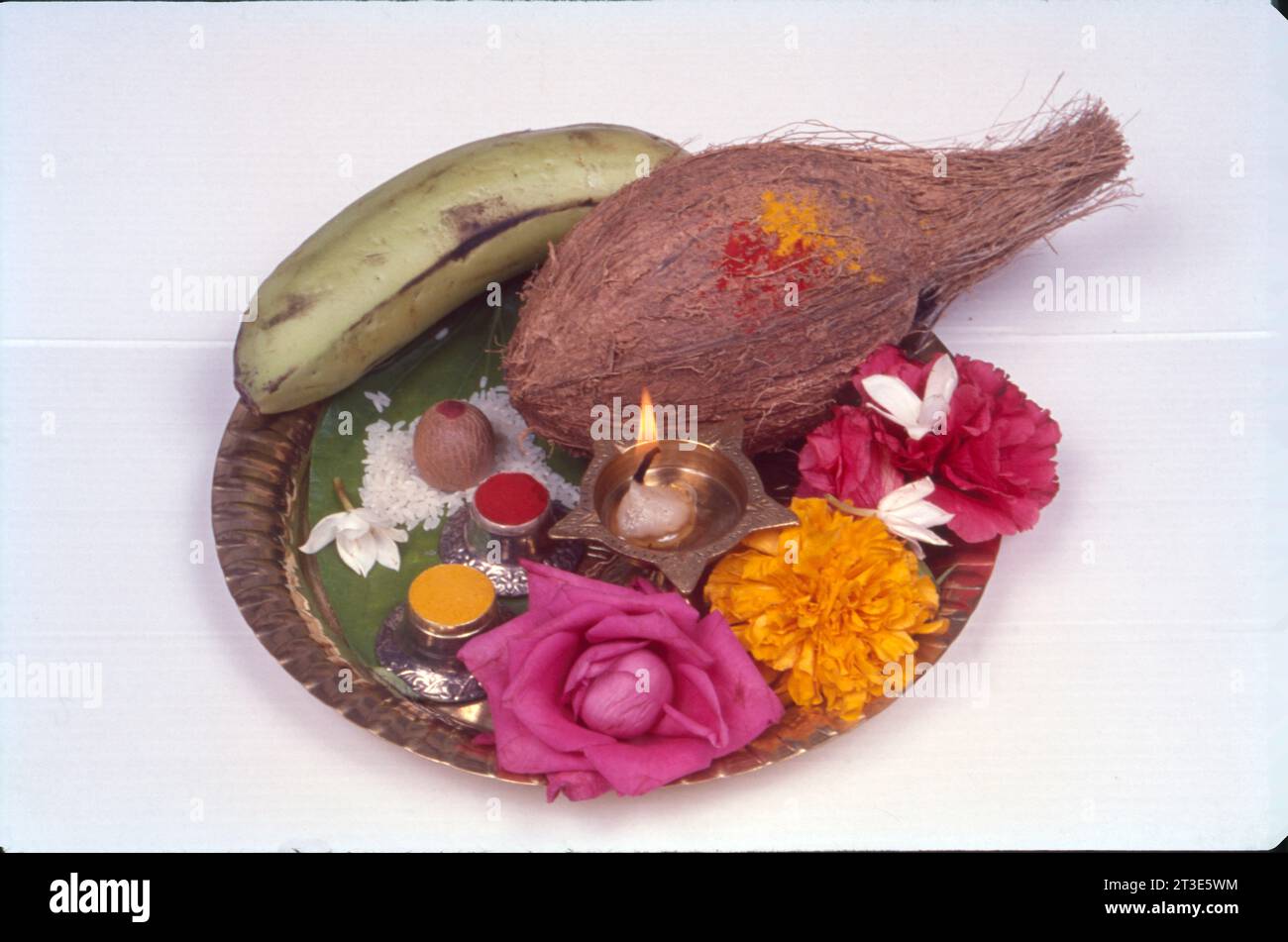 Coconut banana offerings hindu god hi-res stock photography and images ...