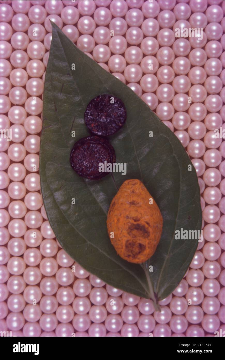 Decoration, Display of Pan Tambul on Pearls, India Stock Photo - Alamy