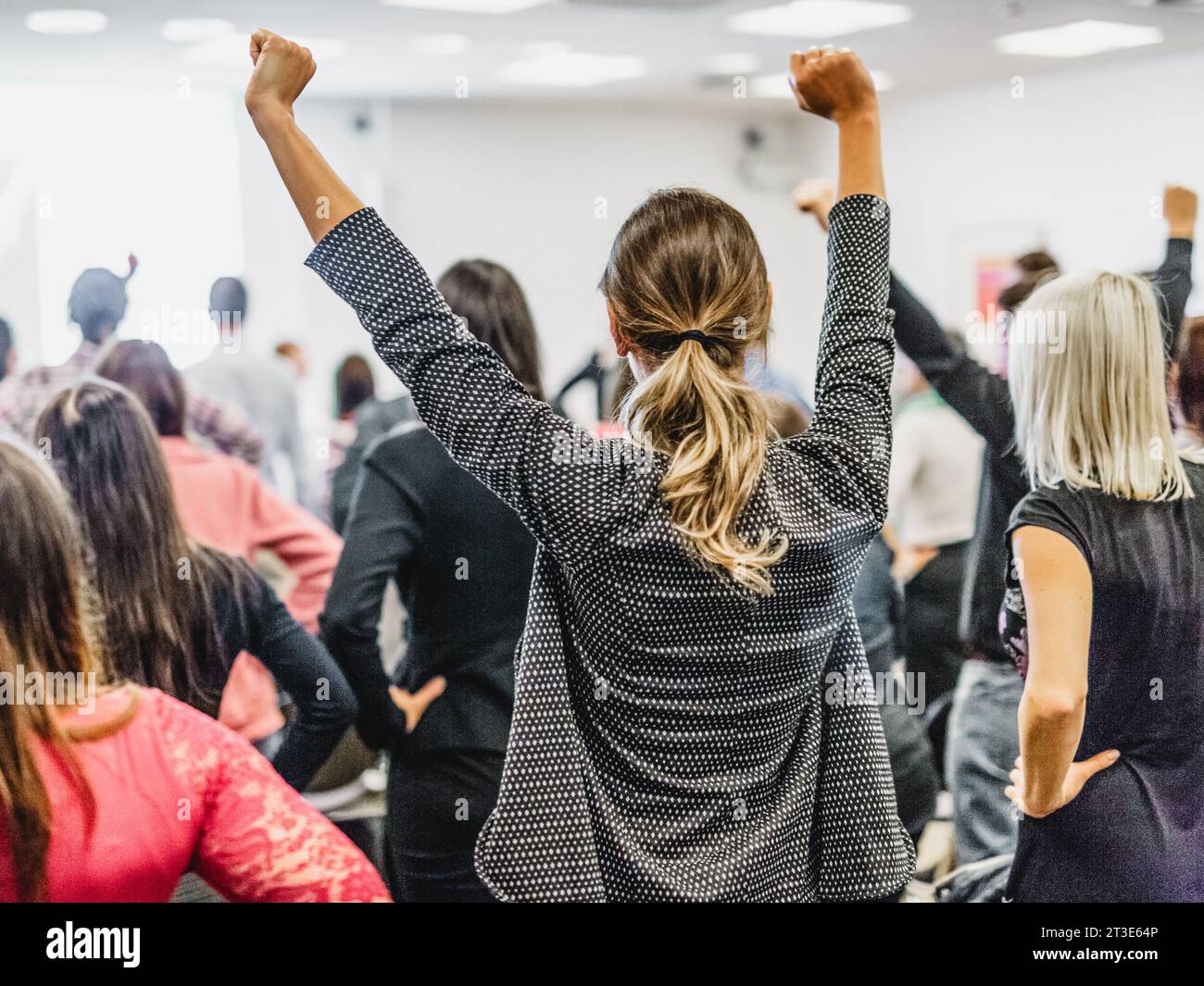 Motivational speaker crowd hi-res stock photography and images - Alamy