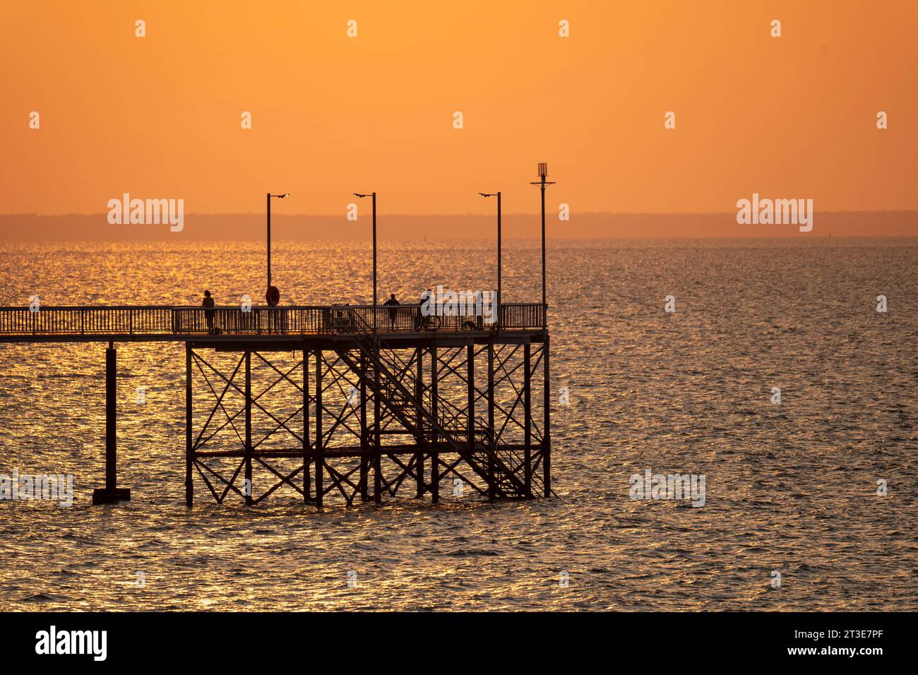 Nightcliff jetty darwin hi-res stock photography and images - Alamy