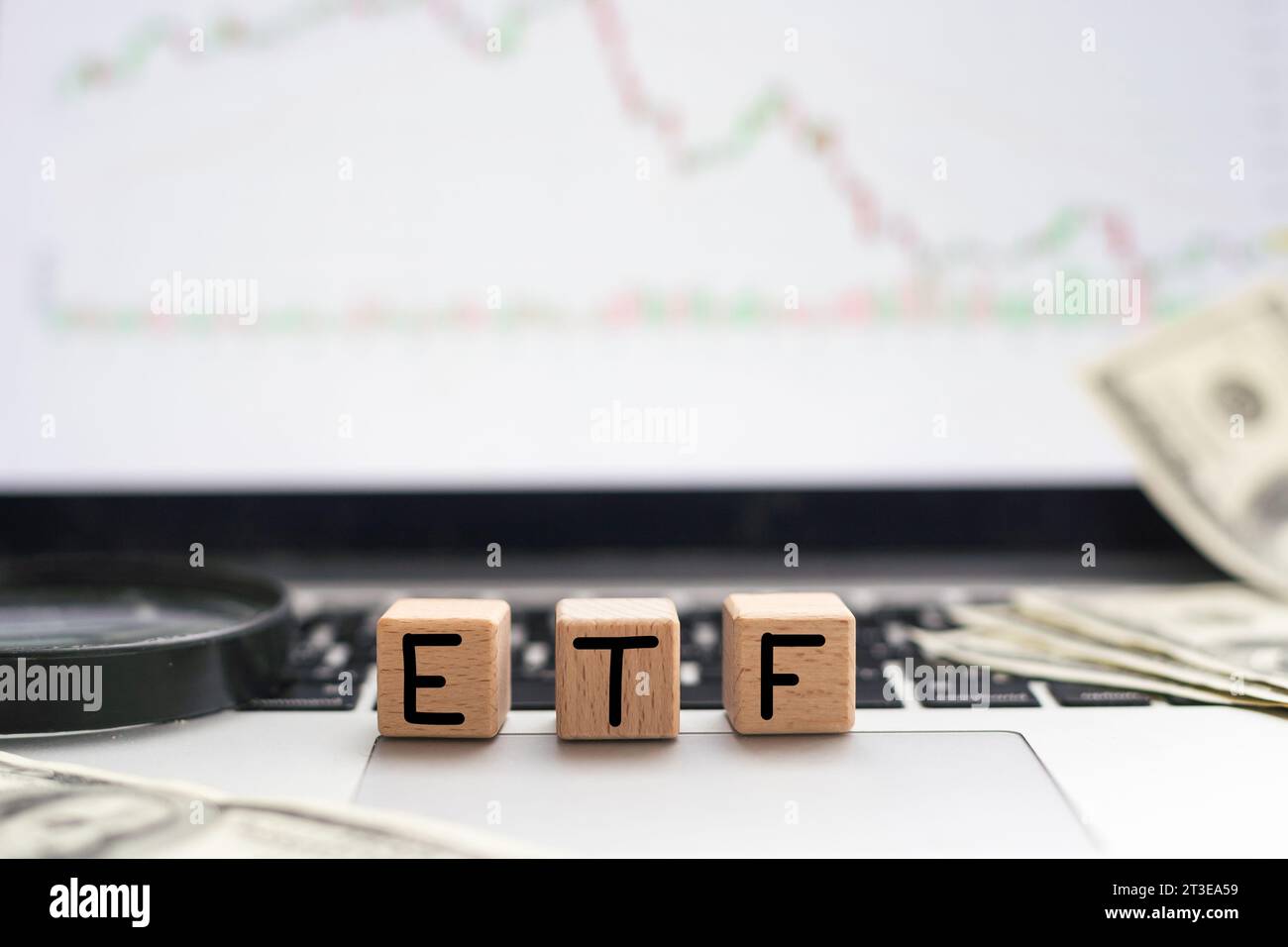 Etf exchange trade funds trading hi-res stock photography and images - Alamy