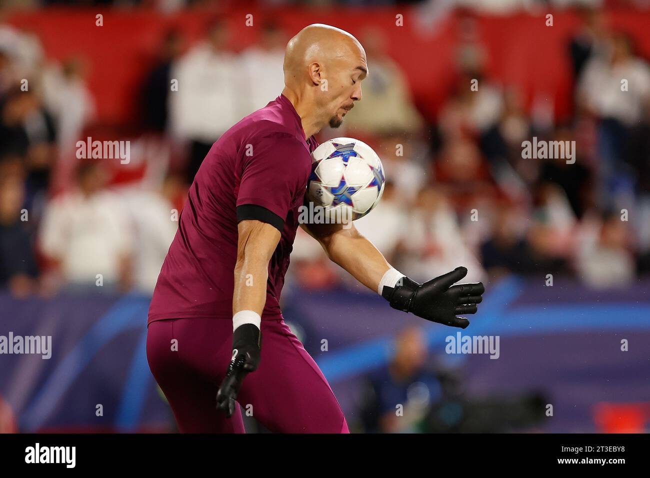 Seville, Spain. 24th Oct, 2023. Goalkeeper Marko Dmitrovic of Sevilla ...