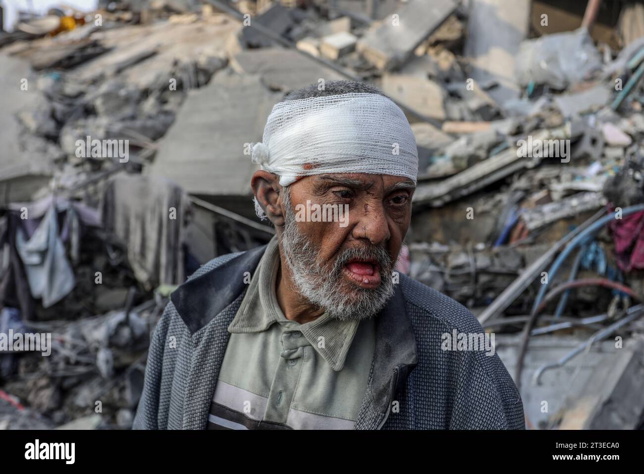 Elderly palestinian man hi-res stock photography and images - Alamy
