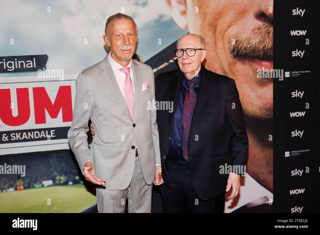 Christoph Daum und Reiner Calmund bei der Premiere des Sky ...
