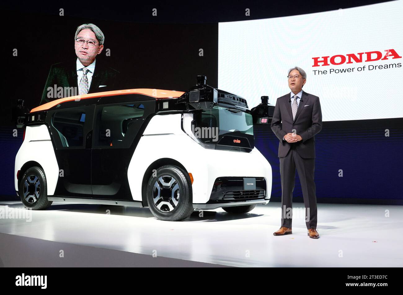 Tokyo, Japan. 25th Oct, 2023. Japan's automaker Honda Motor president Toshihiro Mibe displays ...