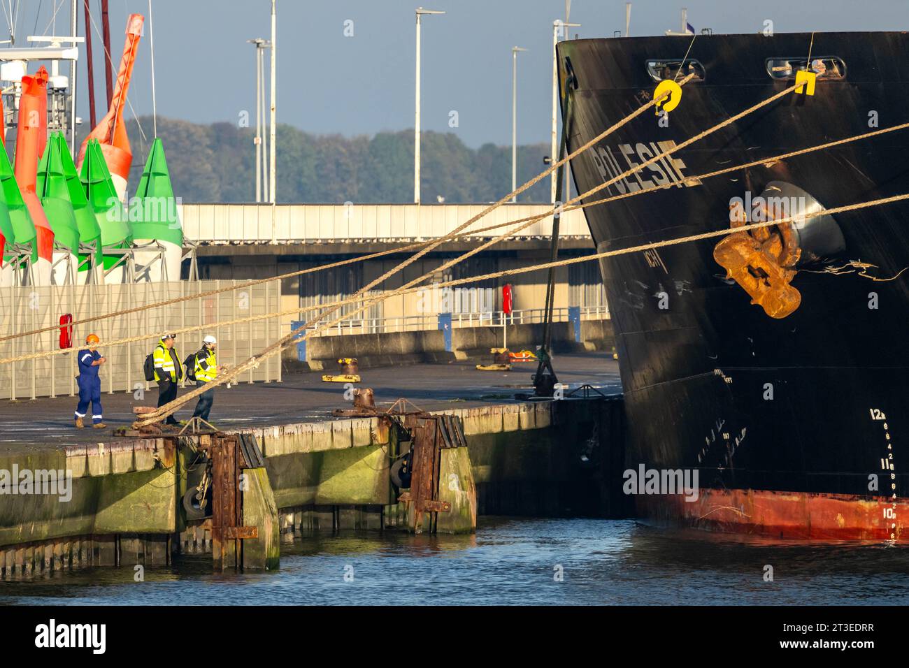 Verity cargo ship hi-res stock photography and images - Alamy