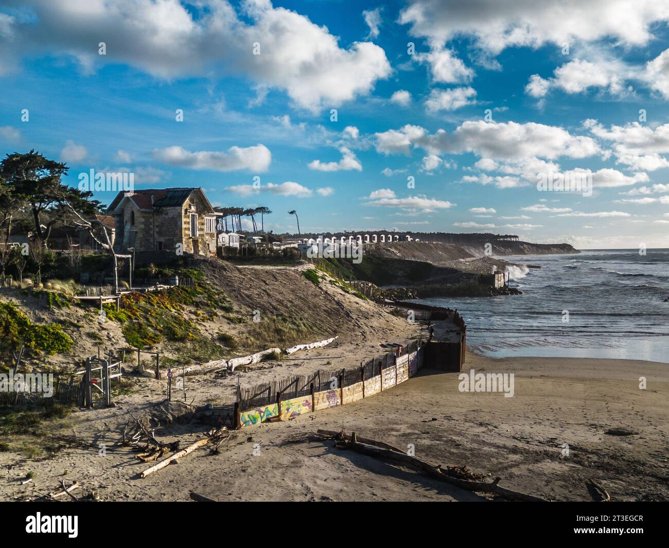 Soulac-sur-Mer (central-western France): coastal erosion control on the ...
