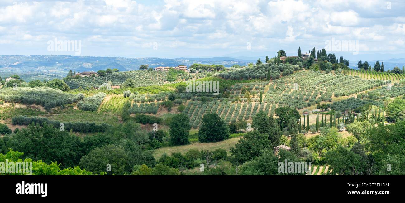 Tuscany green hills landscape aerial hi-res stock photography and ...
